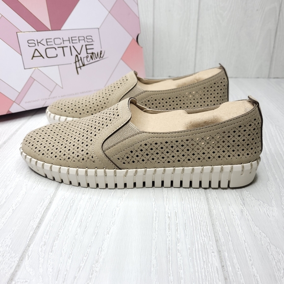 Skechers | Shoes | Skechers Sepulveda Blvd A La Mode Slip On Shoes ...